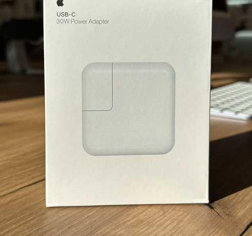 Apple 30W USB-C Power Adapter