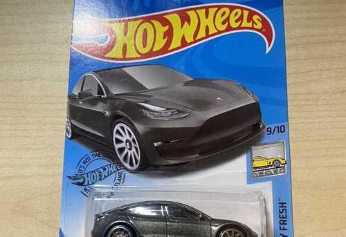 Hot wheels Tesla Model 3