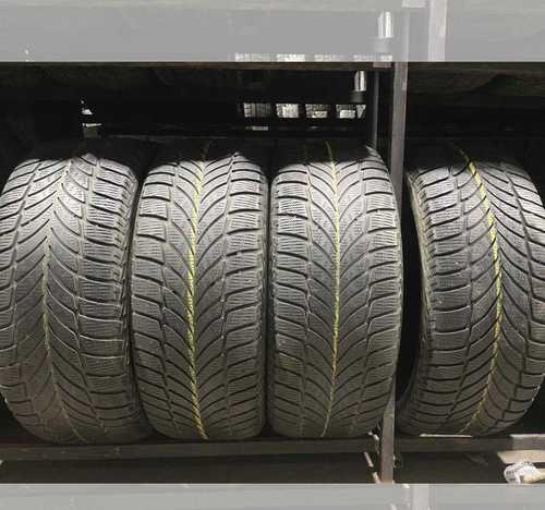 Goodyear UltraGrip Ice 2 235/55 R17 99M