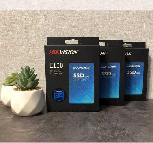 SSD диск SATA Hikvision 256GB