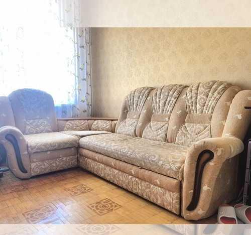Угловой диван с креслом