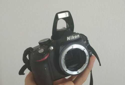 Зеркальный фотоаппарат NikonD3200