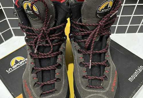 Ботинки La Sportiva р.43 (UK 9/ USM 10/ USW 11)