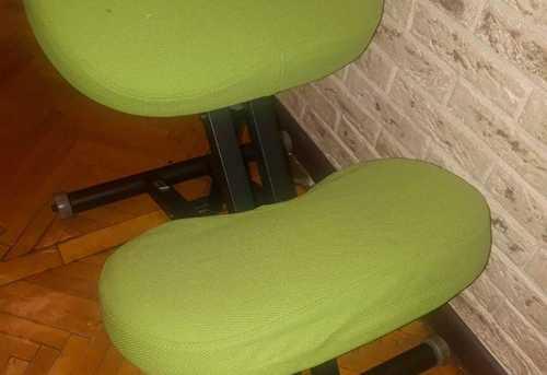 Металлический коленный стул smartstool