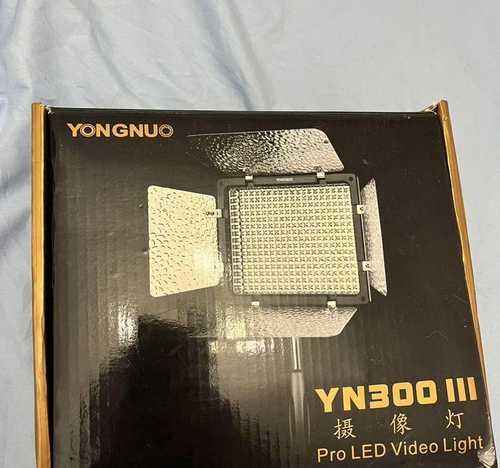 Видеосвет yongnuo 300 iii