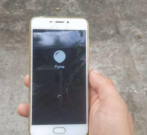 Телефон Meizu M6