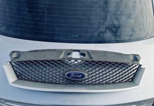 Решетка радиатора Ford mondeo 3