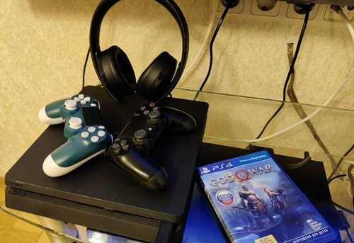 Sony PS4 slim + gold stereo headset + god of war