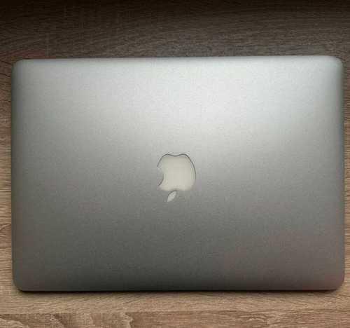 Apple Macbook Air Core i5 2015