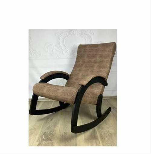 Классическое кресло качалка, цвет коричневый
