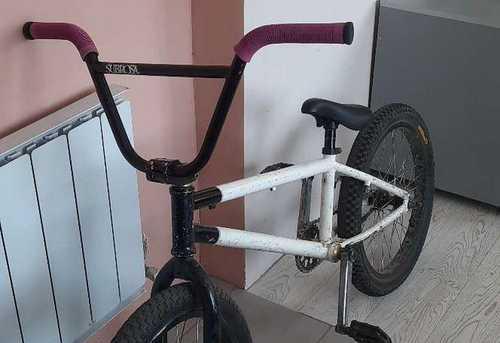 Трюковой велосипед BMX