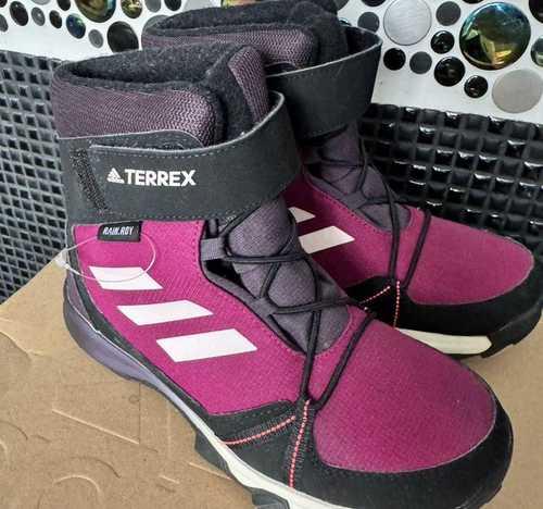 Новые Adidas terrex snow ботинки 34 р на весну