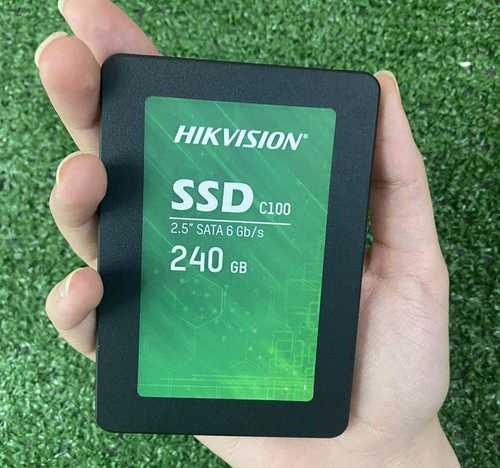 SSD на 240 SATA 2,5" Hikvision новый