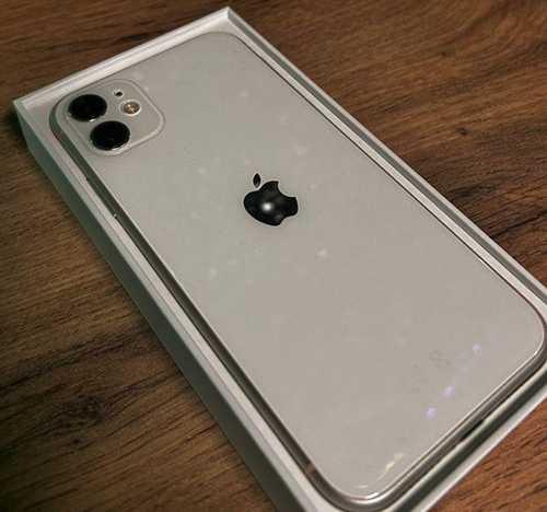 iPhone 11, 64 ГБ