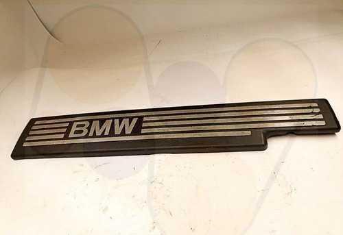 Декоративная накладка BMW N52B25AF