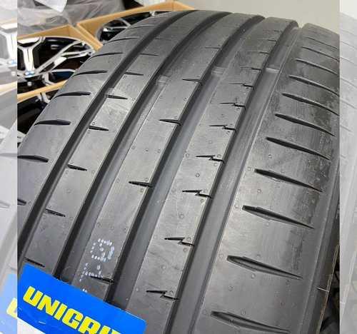 Unigrip Lateral Force 4S 255/40 R20 101Y