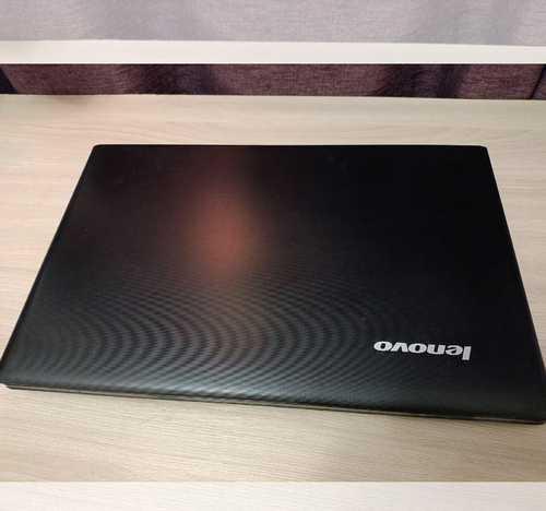 Ноутбук Lenovo Ideapad G700