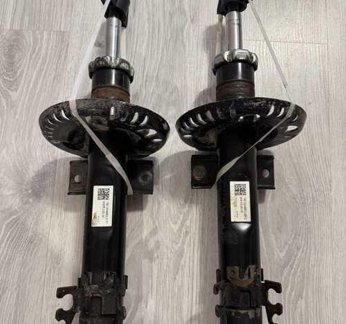 Стойки амортизатора 6r0413031bf polo rapid