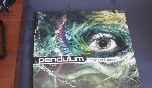 Pendulum - Hold Your Colour - 2018 Lp