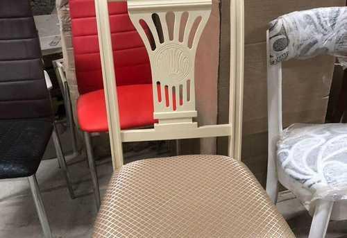 Столы и стулья, банкетки