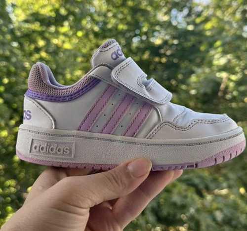 Кроссовки adidas для девочки