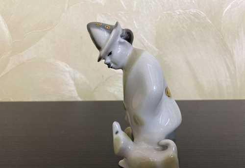 Фарфоровая статуэтка СССР «Клоун Карандаш и собака