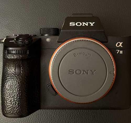 Беззеркальный фотоаппарат Sony Alpha 7 III (ilce-7