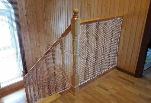Защитная сетка для лестниц