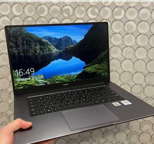 Huawei matebook d15 i3