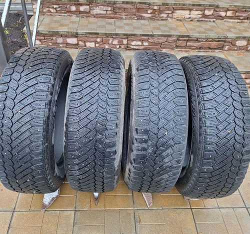 Gislaved Nord Frost 200 SUV 225/65 R17 106T