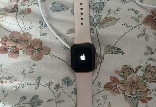 Apple watch series 5 40mm