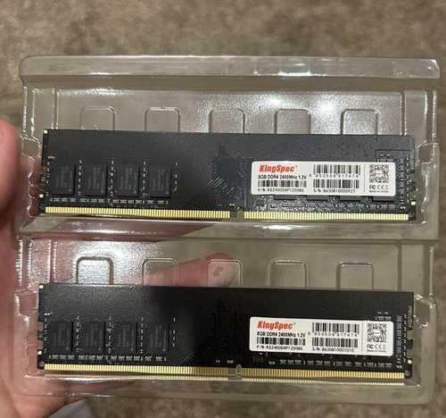 Оперативная память ddr4 16gb 2400MGh (2 по 8)