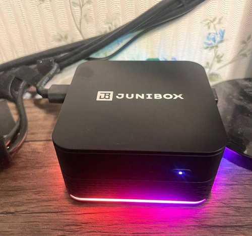 Мини пк JuniBox-Q-ube PRO + монитор arzopa A1C