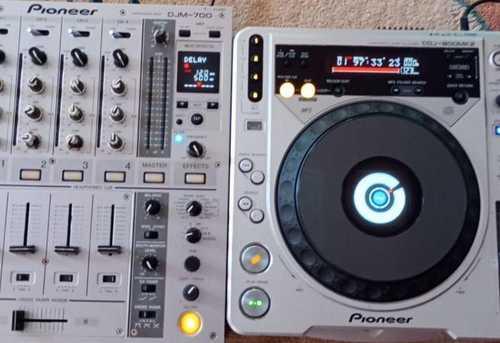 Pioneer JDM 700, CDJ 800 MK2