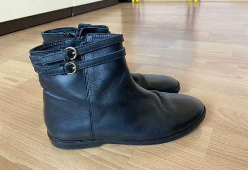 Ботинки Zara 37 размер