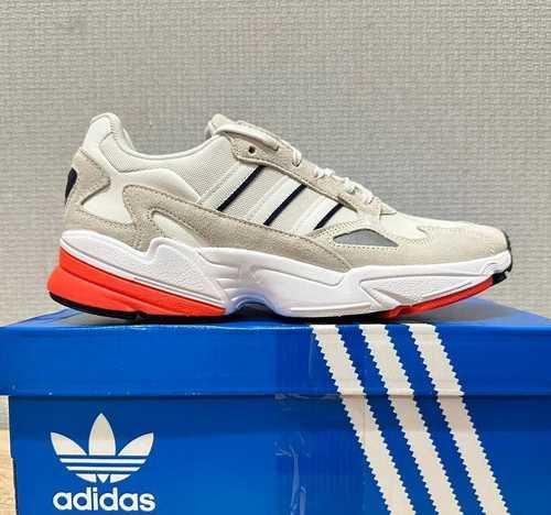 Женские кроссовки Adidas Falcon IE8208