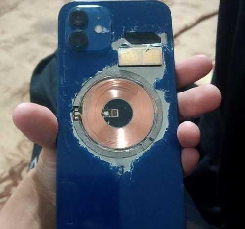 iPhone 12, 64 ГБ