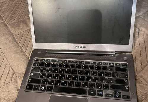 Ноутбук Samsung np530u3b