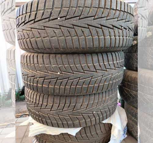 Hankook Winter I'Cept X RW10