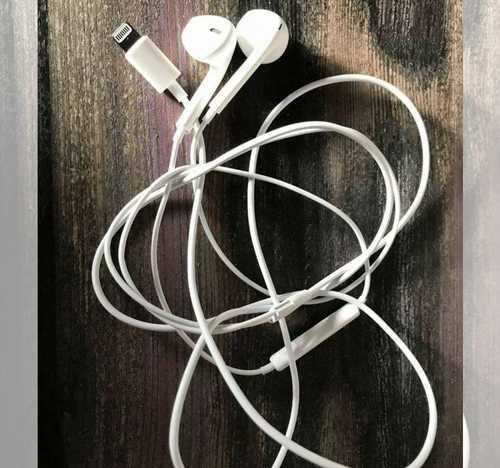 Наушники apple earpods lightning