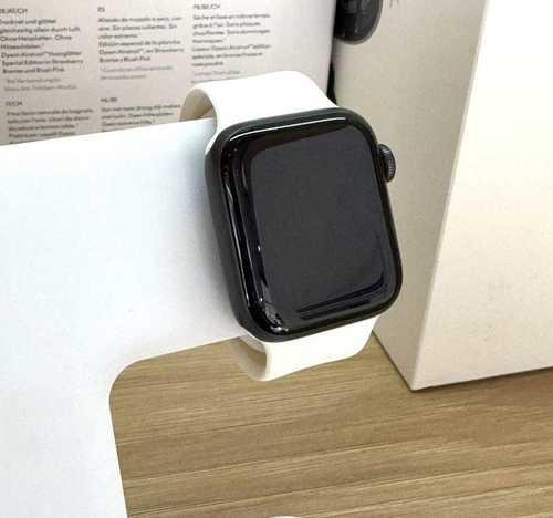 Часы apple watch s6 40 mm черные