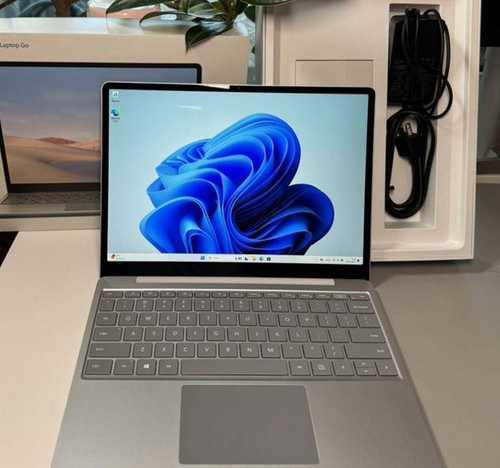 Microsoft Surface Laptop GO i5 8/128 Platinum