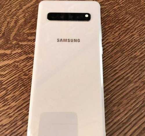 Samsung Galaxy S10+, 8/128 ГБ