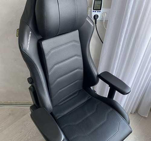 Геймерское кресло DxRacer Master I-DMC/MAS2022/N ч