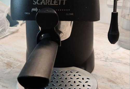 Кофемашина Scarlett рожковая с каппучинатором