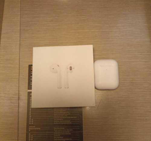 Беспроводные наушники apple airpods