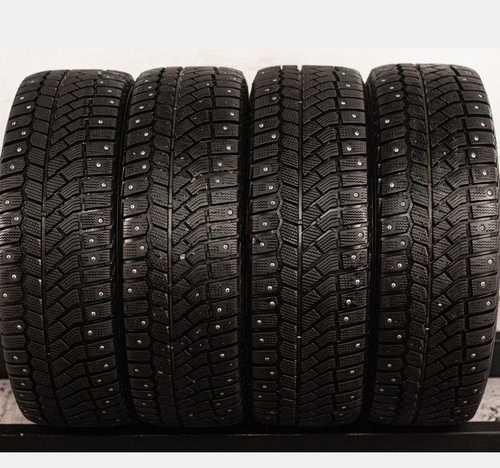 Viatti Brina Nordico V-522 215/55 R17 94T