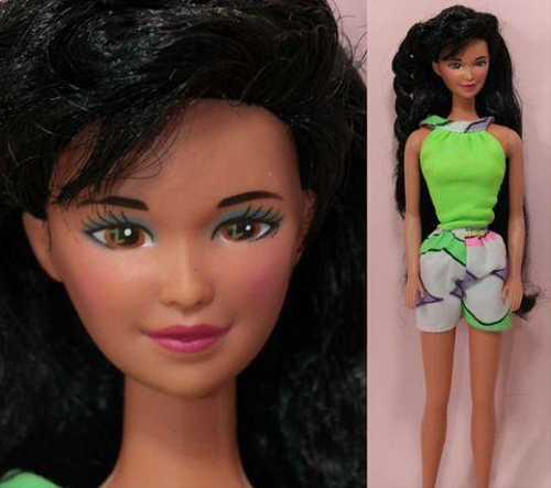 Hawaiian Fun Barbie: Kira 1990