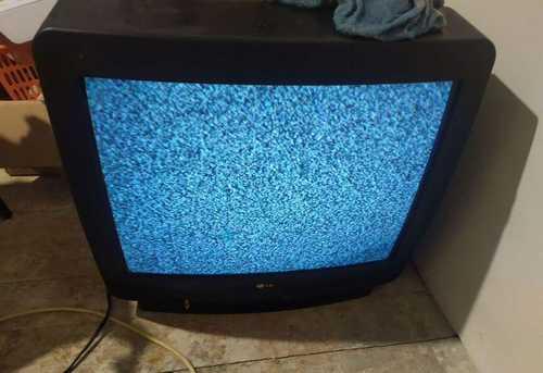 Телевизор lg старенький