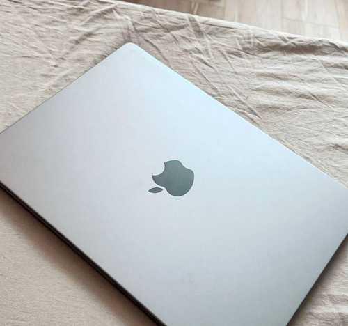 Apple macbook pro 14 m3 8/512 Gb